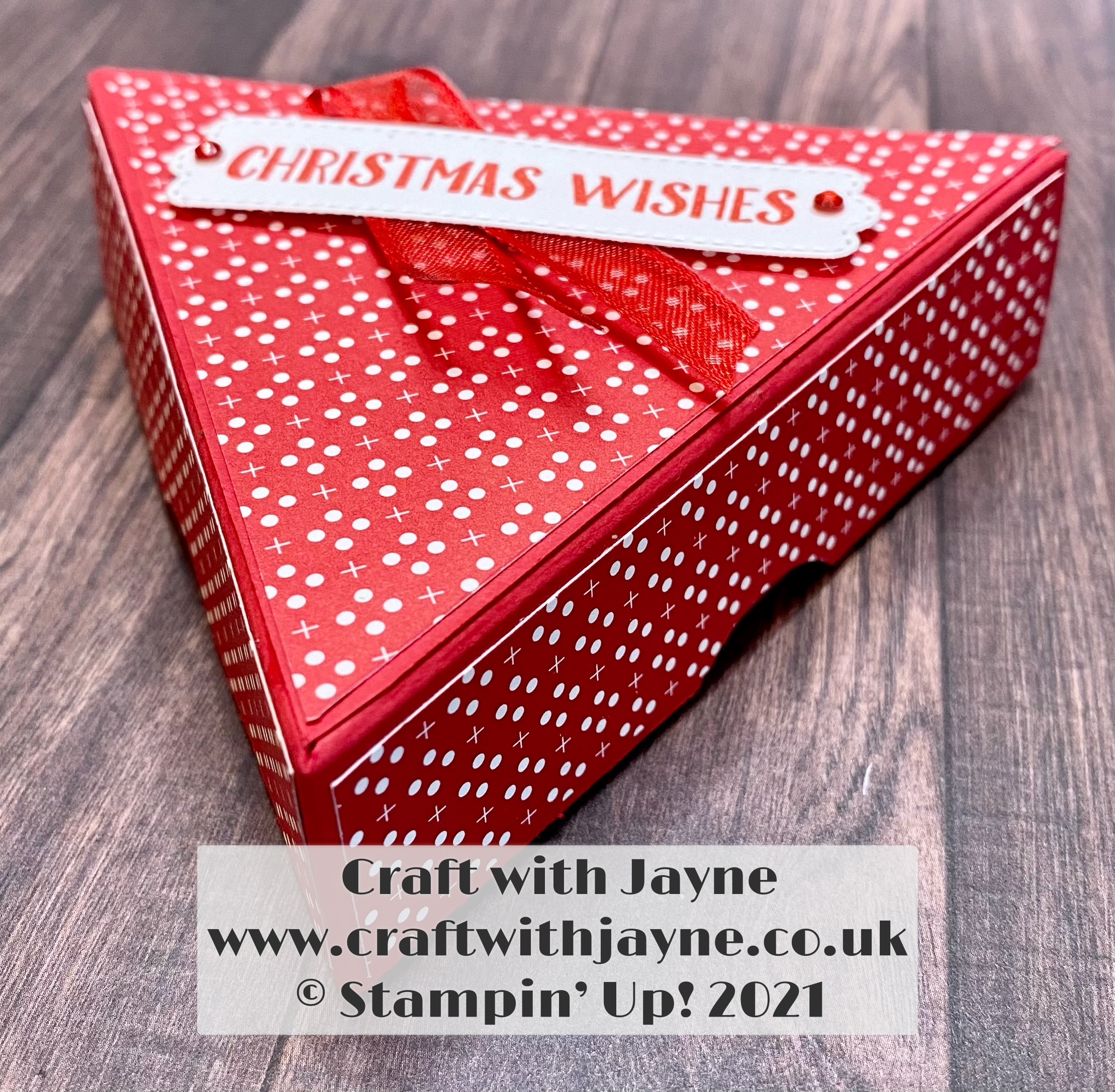 Christmas Triangle Flip Top Gift Box | Heartwarming Hugs | Craft with ...